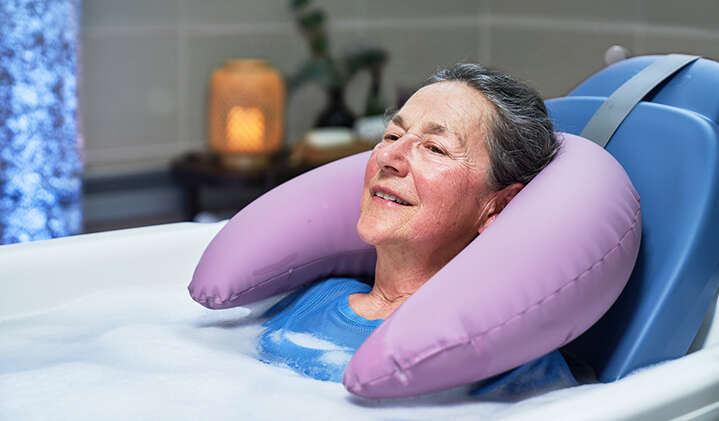 Symbliss Bath - An Ergonomic Spa-Like Bathing System | Arjo
