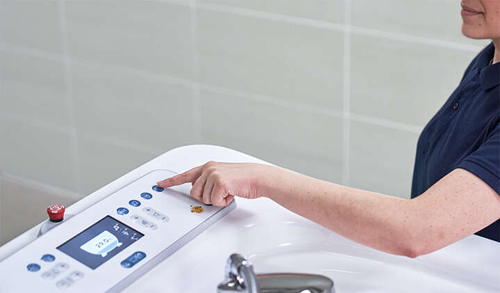 Symbliss Bath - An Ergonomic Spa-Like Bathing System | Arjo